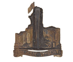 Helmet badge, Lucknow Volunteer Rifle Corps, 1903-1917 | Online ...