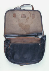 Valise belonging to a member of a volunteer infantry regiment, 1890 (c ...