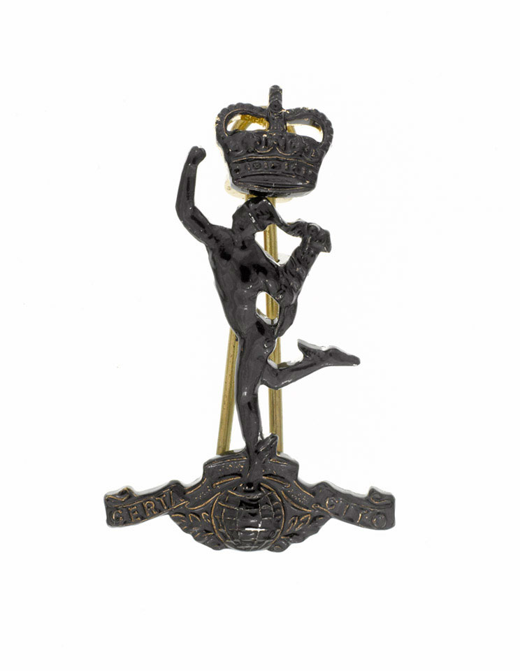 Cap badge, other ranks, Royal Signals, 1970 (c) | Online Collection ...