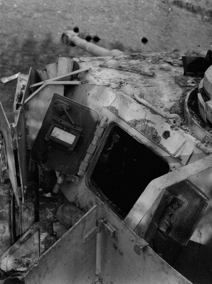 A German Mk IV Special tank destroyed in Italy, 1943 | Online ...