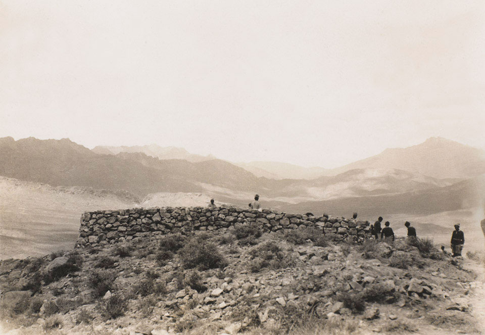 Construction of a hill top outpost, 1925-1933 (c) | Online Collection ...