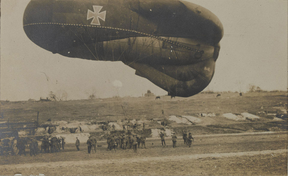 A German observation balloon, 1917 (c) | Online Collection | National ...