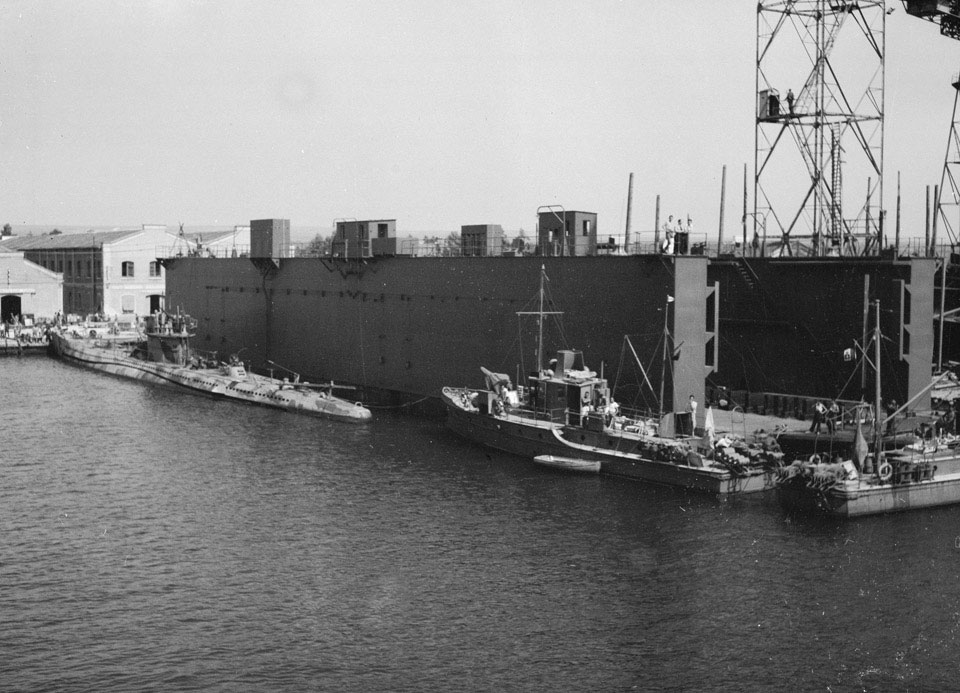 Captured Italian naval motor launches and submarine, Taranto, Italy ...