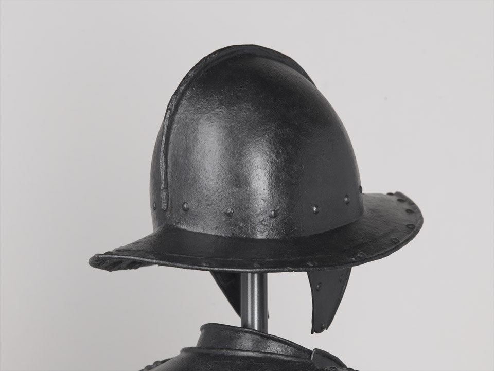 Pikeman's pot helmet, 1640 (c) | Online Collection | National Army ...