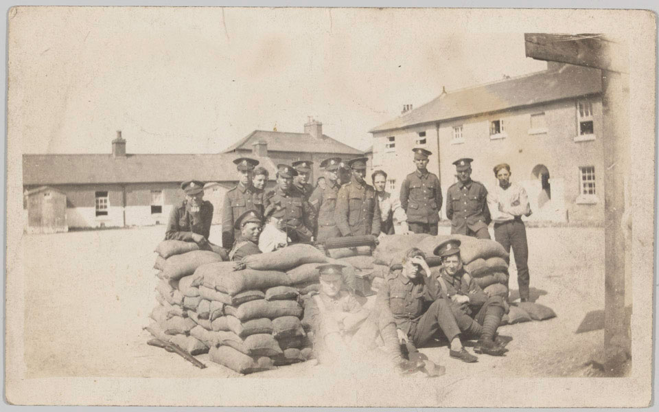 British soldiers of the East Yorkshire Regiment, Ireland, 1921 (c ...