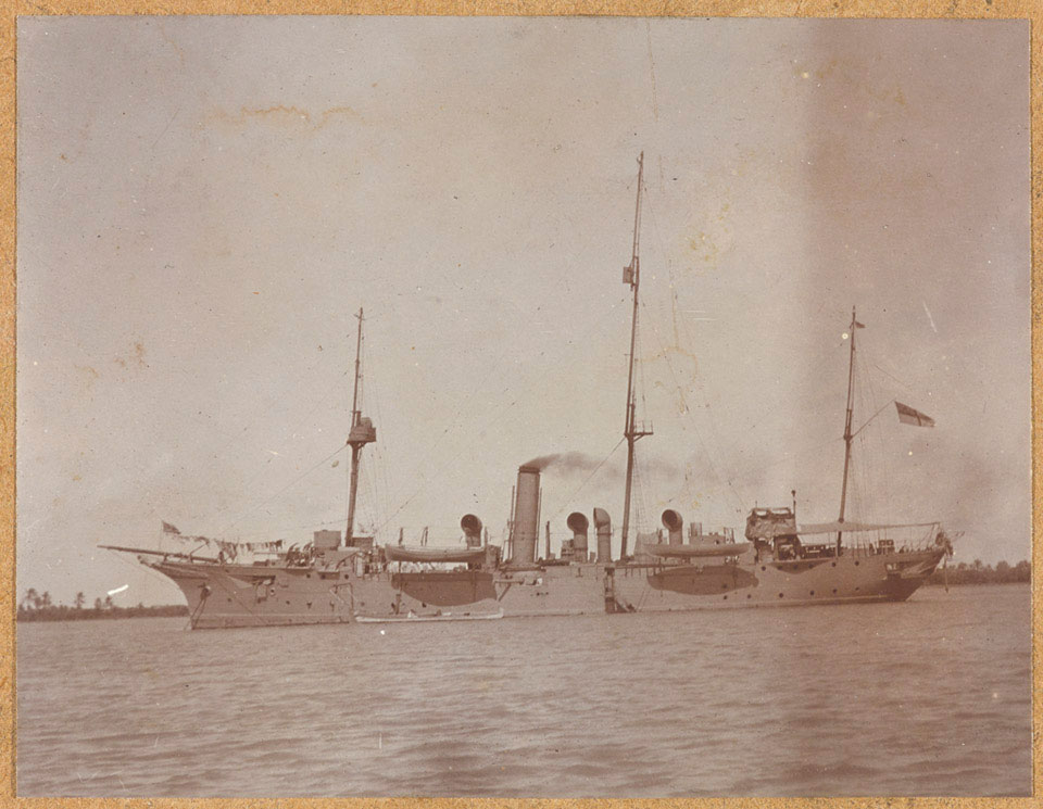 HMS Espiegle, 1915 (c) | Online Collection | National Army Museum, London