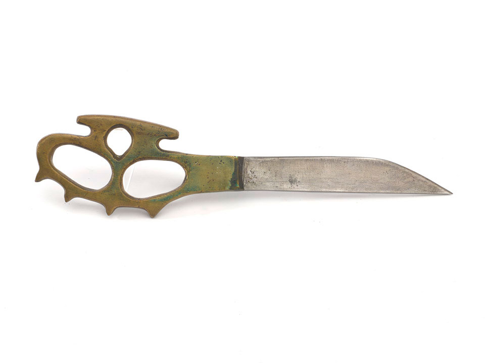 'Death's Head' Middle East Commando knife, 1941 (c) | Online Collection ...