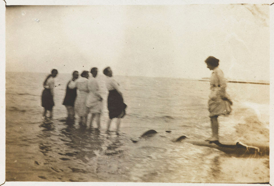 Girls playing in the sea, 1918 (c) | Online Collection | National Army ...
