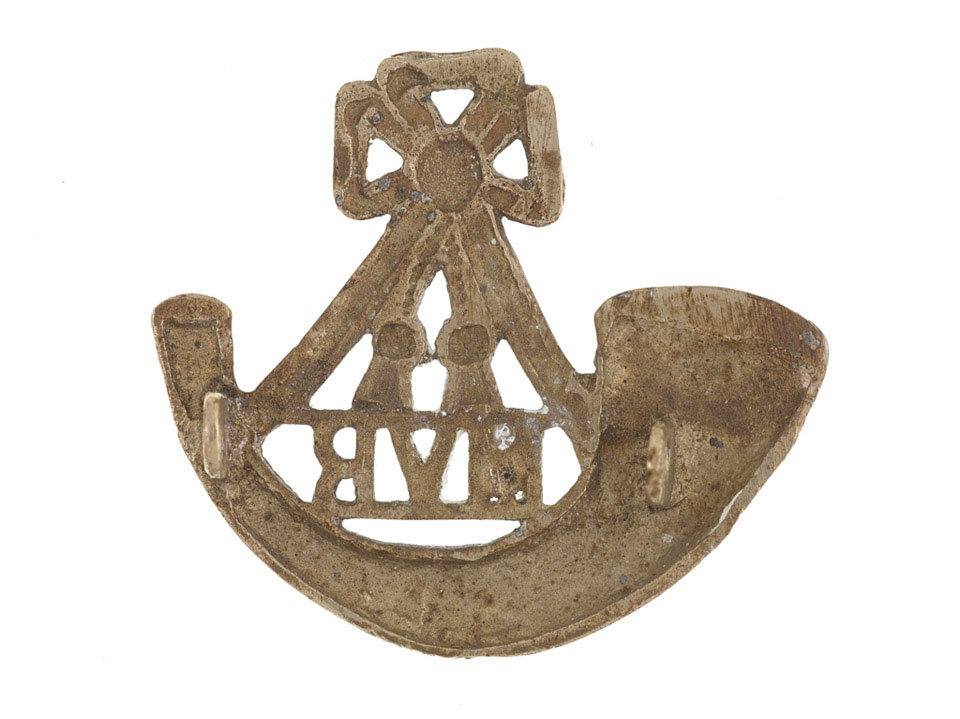 Cap badge, Mussoorie Volunteer Rifle Corps, 1871-1901 | Online ...