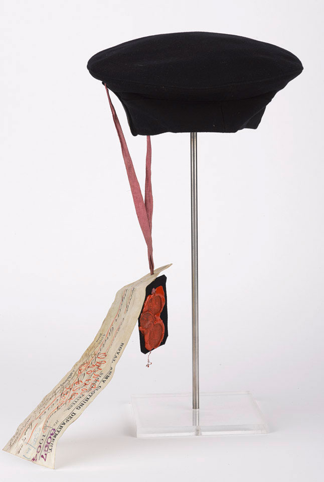 Brodrick cap, sergeants, Dragoon Guards and Dragoons, sealed pattern ...