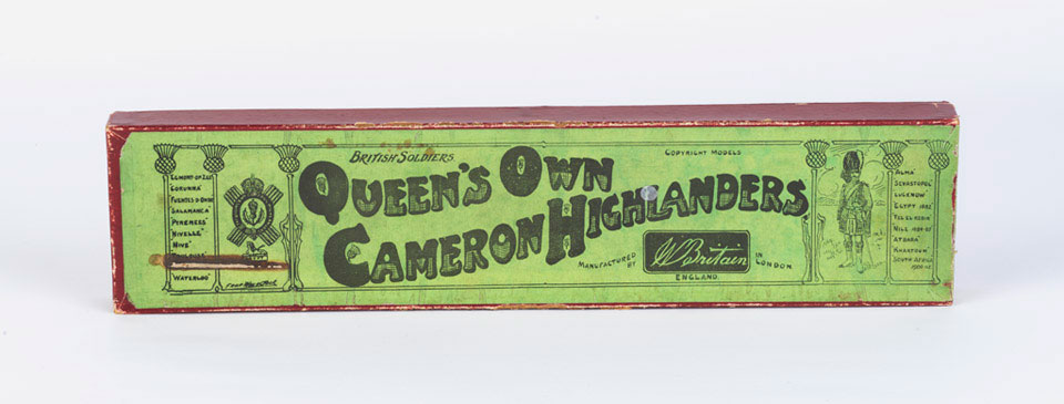 Model soldier box, W Britain, Queen's Own Cameron Highlanders | Online ...