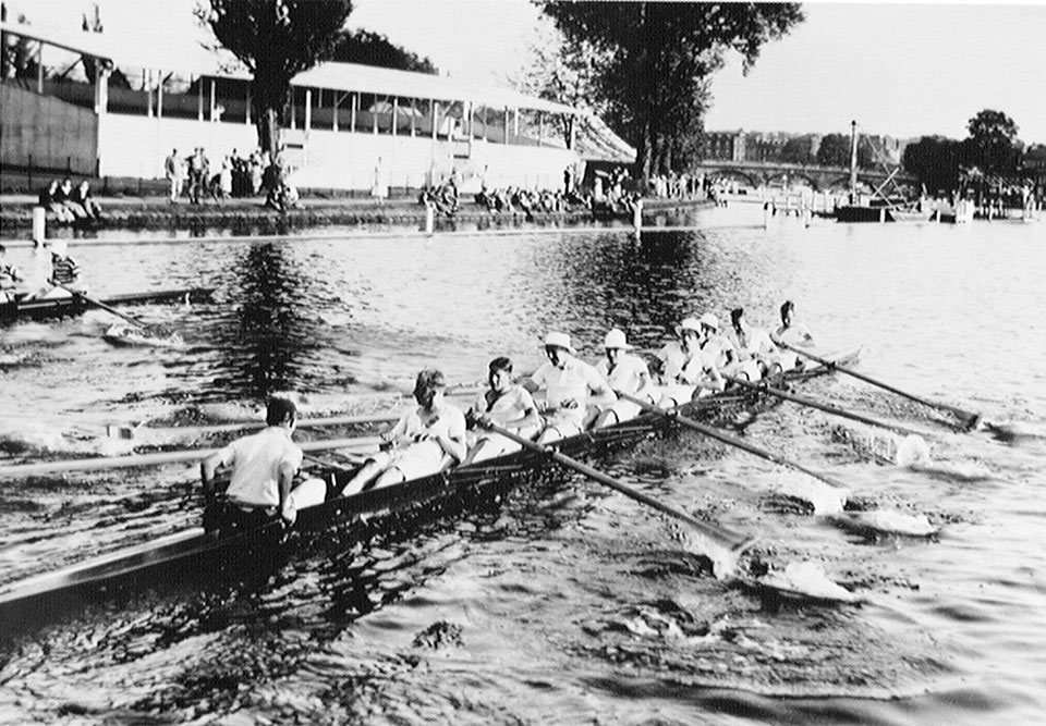 Twickenham Rowing Club practising with Dublin University Rowing Club ...
