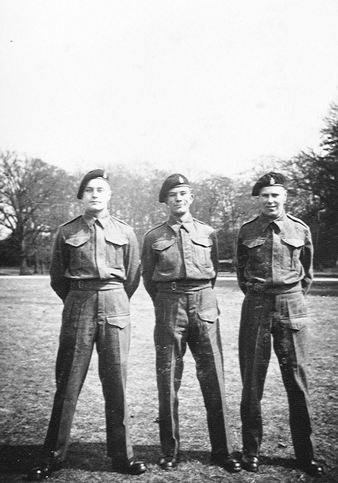 Three British soldiers at Thoresby Hall, Nottinghamshire, 1940 ...