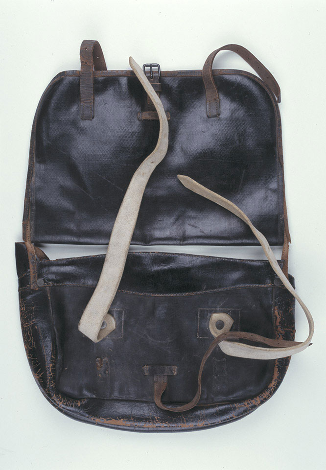 Valise belonging to a member of a volunteer infantry regiment, 1890 (c ...